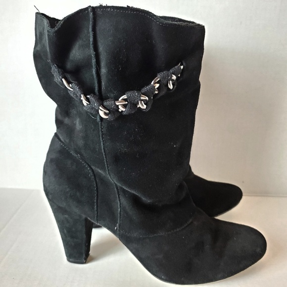 Cosmopolitan | Shoes | Cosmopolitan Suede Heel Boots Booties Sz 85 ...